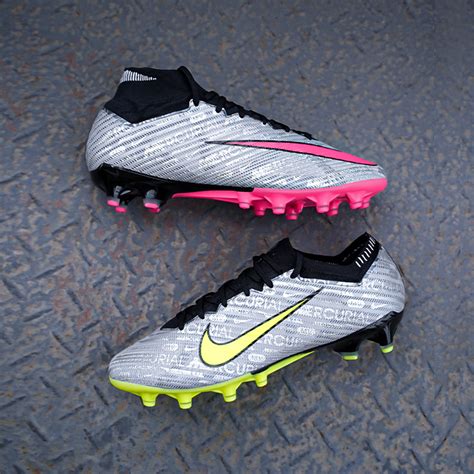 耐克推出 Mercurial Xxv Pack”刺客25周年配色足球鞋套装 哔哩哔哩