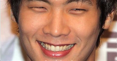 포토]안경벗은 최다니엘 귀여움 어색