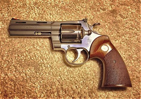 Deer Hollow Enterprises Grips Colt Forum