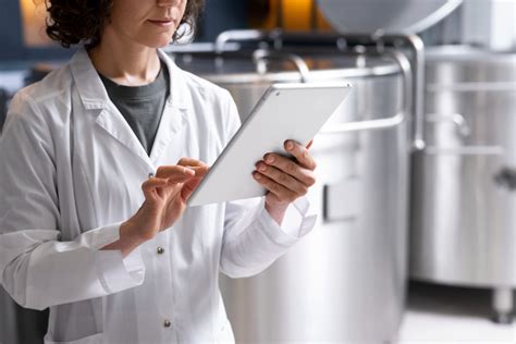 Trabajar En La Industria Farmacéutica Sueldo Medio Y Cómo Especializarse