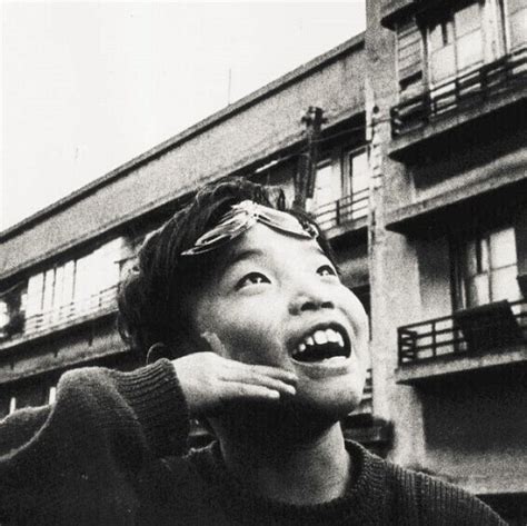日本摄影大师 荒木经惟 的成名摄影集《阿幸》