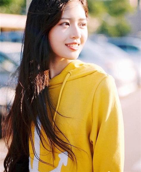 师大英语专业美女晒照 笑容暖得融化人心 央广网