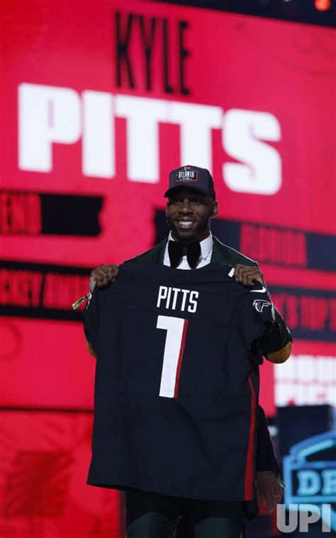 2021 Nfl Draft Picks Top 2021 Nfl Draft Sleepers Who Will Be Day 2