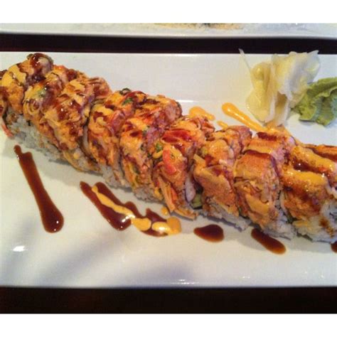 Super Spider Roll With Sauce And Lettuce