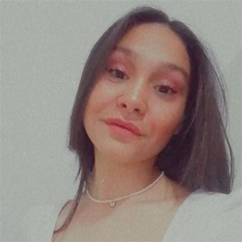 Zakia Zakiajendoubi • Threads Say More