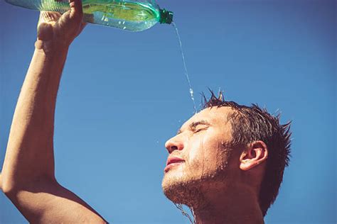 130 Hypotonic Solution Foto Stok Potret And Gambar Bebas Royalti Istock