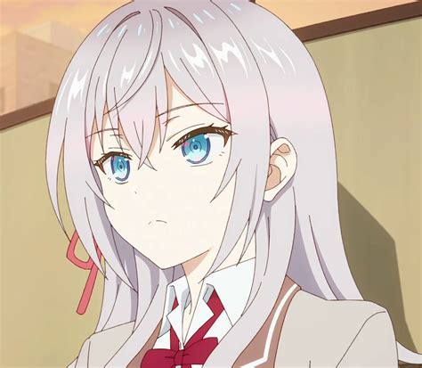 不时轻声地以俄语遮羞的邻座艾莉同学 头像（第六期） 哔哩哔哩