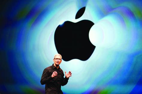 Apple Becomes First Company To Hit 3 Trillion Market Value Then Slips