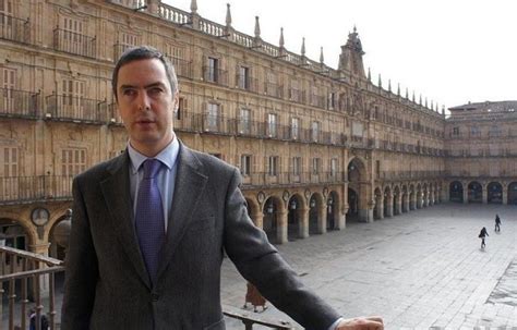El Director De Deportes De La Junta Indignado Con El Alcalde De