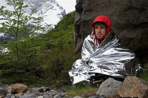 Спасательное изотермическое одеяло - Outdoor Gear & Equipment, Batumi