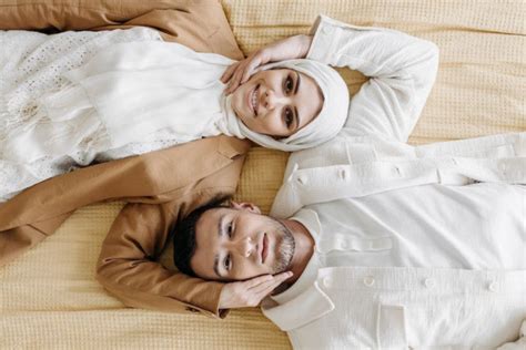 10 Sifat Pria Yang Tidak Boleh Dinikahi Menurut Islam Cek