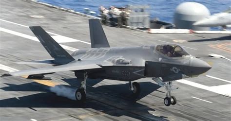 殲35原型機再次亮相，發動機尾噴口呈鋸齒狀，機動性遠超f35？