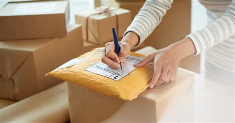 Speed Up Holiday Shipping With Foxit PDF And AI