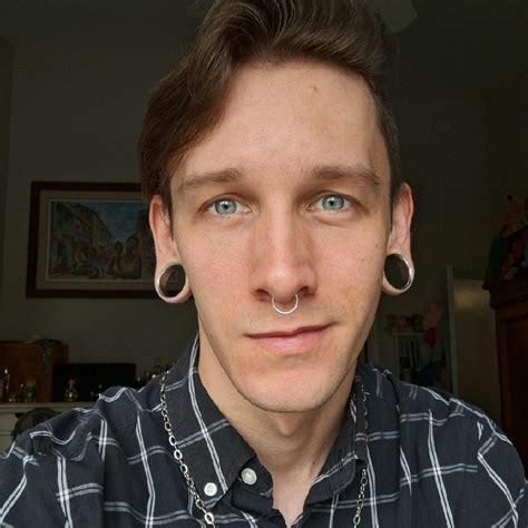 Bron Send Social Media Manager Freelance Linkedin