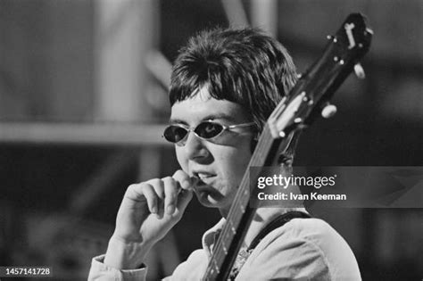 1298 Ronnie Lane Photos And High Res Pictures Getty Images