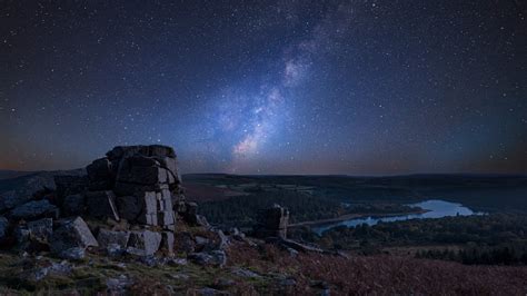 Overstunning Burrator 저수지에 다트 무어 국립 공원 쪽으로 가죽 토르에서가 일몰 풍경 이미지 멋진 활기찬은 하