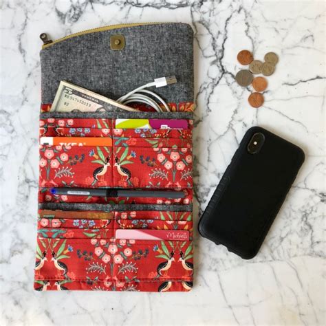 Winslet Wallet With Video Tutorial Hold It Right There