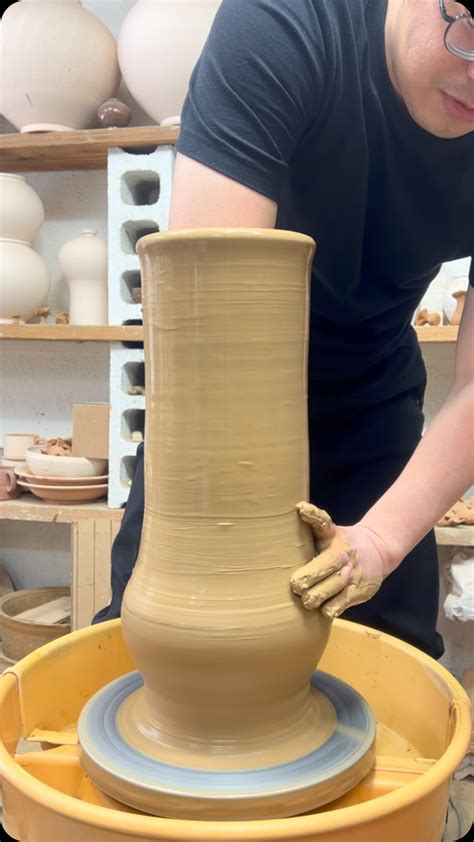 간편하게 차를 마실수 있는 머그컵 입니다 와이프 작업 입니다 Wise Pottery 슬기도예 도예가이슬기 제주체험공방
