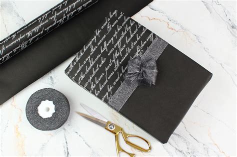 Купити Папір пакувальний Лист тон чорний білим 8м 0 7м у рулоні