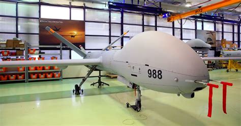 Israel ra mắt siêu vũ khí Drone chiến đấu mang cả tấn đạn dược Tuổi Trẻ Online