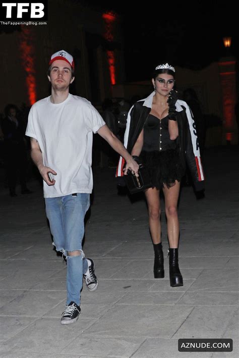 Olivia Jade Giannulli Sexy Seen Showing Off Her Hot Body At A Halloween