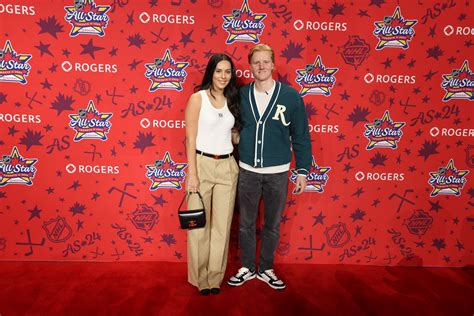 Nhl Star Taking Indefinite Leave From Buffalo Sabres After Fiancées