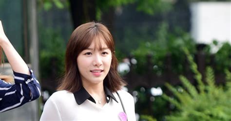포토엔 라붐 소연 매끈한 각선미~