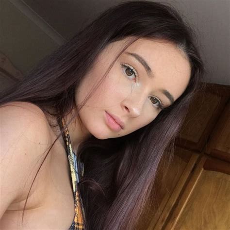 Tamzin Taber Tiktok Star Wikipedia Bio Age Height Weight