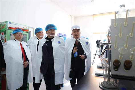 Монгол Улсын Ерөнхийлөгч У Хүрэлсүх үндэсний үйлдвэрлэгч аж ахуйн нэгжүүдэд ажиллаж байна