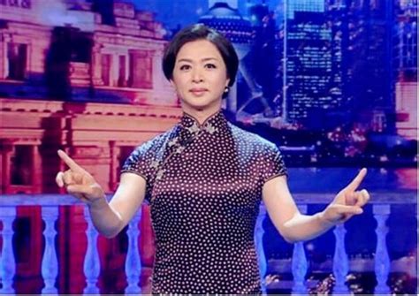 金星秀停播：盤點那些年節目裏金星穿過的旗袍，完美！ 每日頭條