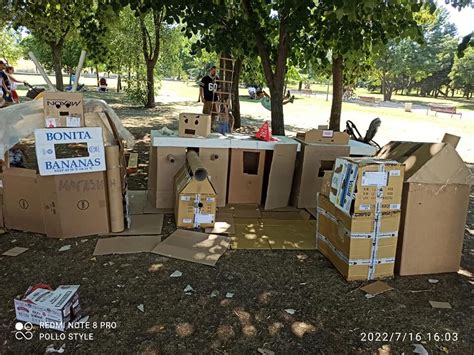 Ела на първата работилница „Направи си сам игра от рециклируеми материали“ на Сдружение