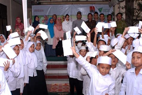 Santunan Seribu Berkah Untuk Yatim Dan Dhuafa Dompet Dhuafa