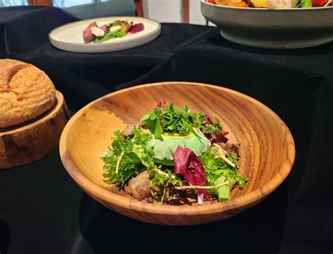 松菸全新打卡點「island133」！打造「台灣可食花草」特展，推出期間限定套餐 Line購物