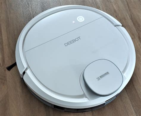 Ecovacs Deebot Ozmo 900 Saugroboter im Test: Der Allrounder