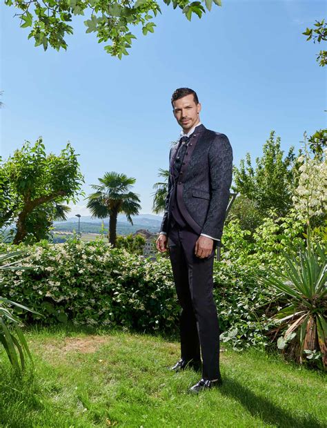 Abiti Da Sposo Rocchini 2026 In Esclusiva Da Mori Sposo