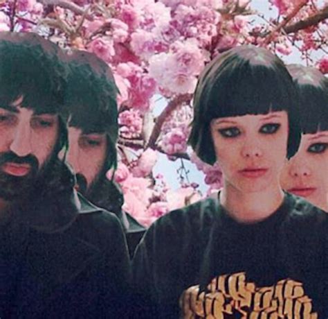 Crystal Castles – “Telepath” (Live) - Stereogum
