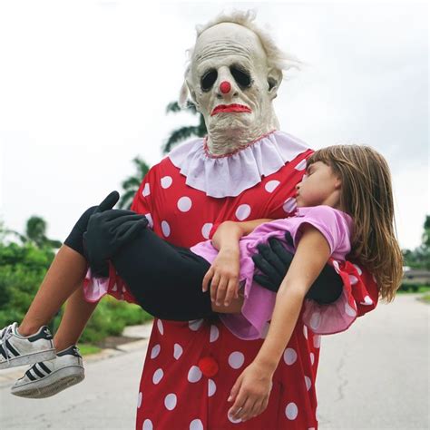 Movie Review Wrinkles The Clown A Creepy Cute Documentary