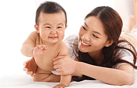 哺乳期寶媽給寶寶餵奶要注意，斷奶後想保持完美身材這幾點要學會 每日頭條