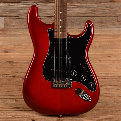 Fender Special Edition Player Stratocaster Hss Crimson Red Burst 2021