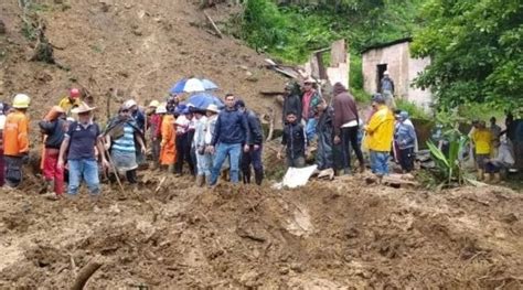 Cuatro Miembros De Una Familia Murieron Por Deslizamiento De Tierra En