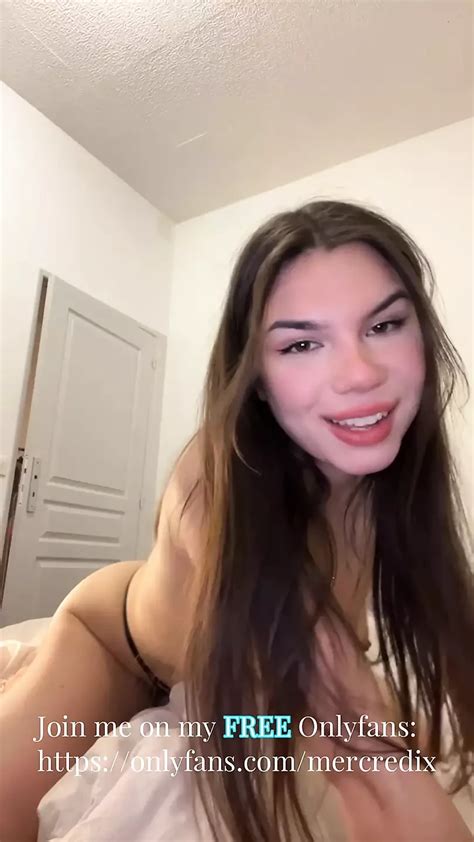 Hot Teen Fingering Herself On The Couch Waiting For Your Cock Xhamster