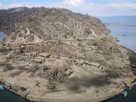 PHOTONEWS UPDATES Day 7 Jan 18 2020 TAAL VOLCANO ERUPTION Volcano
