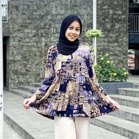 Jual Blouse Motif Wanita Rayon Baju Motif Wanita Kekinian By Youniq