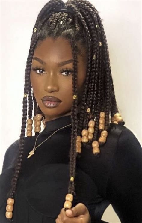 Pin By Aysanmis On Hair Braided Hairstyles Box Braids Hairstyles For