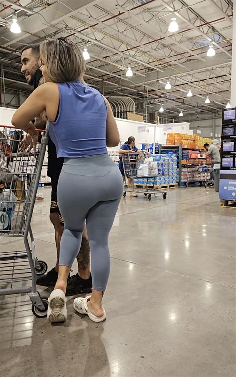 Latina Big Booty Spandex Leggings And Yoga Pants Forum