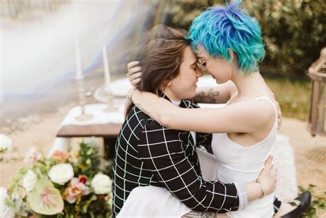Queer Engagement Session Picnic Styled Engagement Session Lgbtq