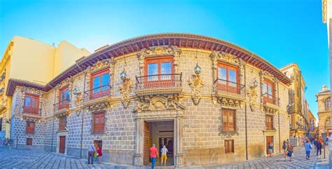西班牙格拉纳达palacio De La Madraza全景 编辑类库存照片 图片 包括有 学校 地区 175729078