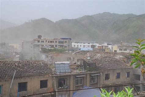 珍贵照片：512地震初袭青川瞬间记录 组图 资讯凤凰网