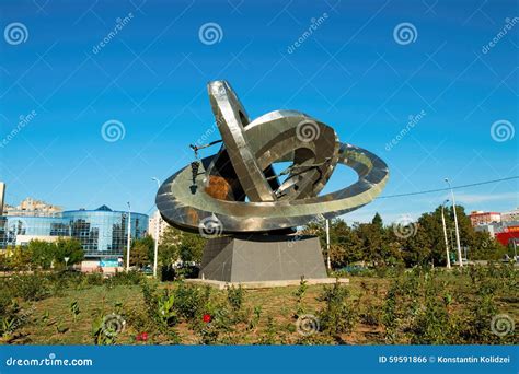 Atom monument editorial photo. Image of statue, molecular - 59591866