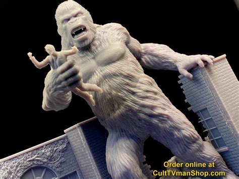 Kaiju Collectibles Kaiju Battle